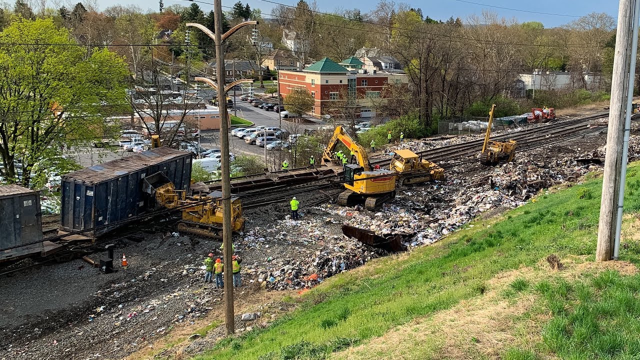 Train Hauling Trash Derails in Wyomissing