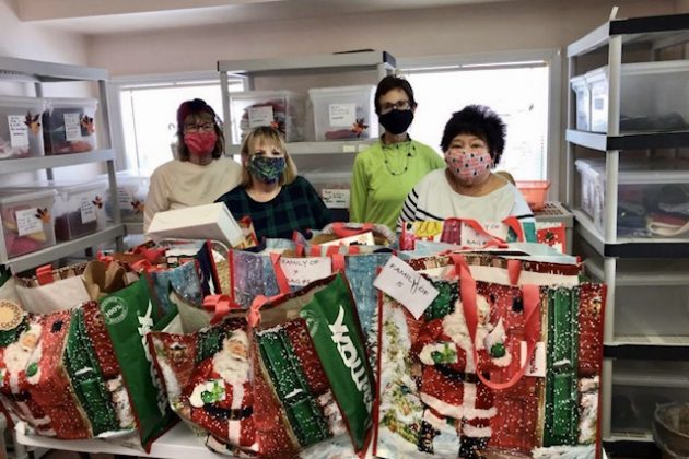 Altrusa International Gives Back to the Reading Community