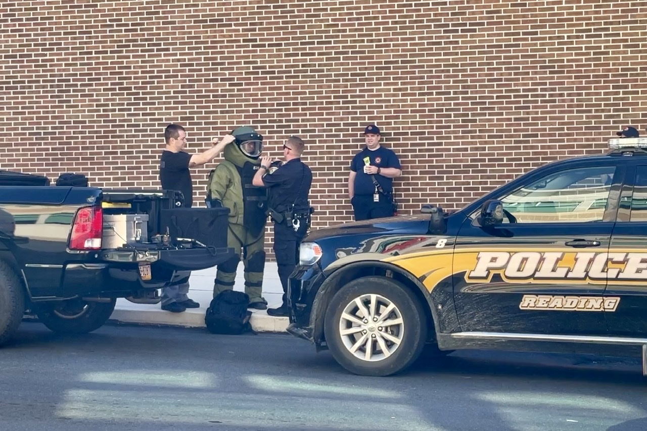 Reading bomb squad gives all clear after investigating 'suspicious ...