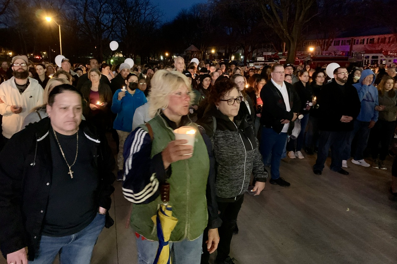 Video: Community gathers at West Reading Fire Department to remember ...