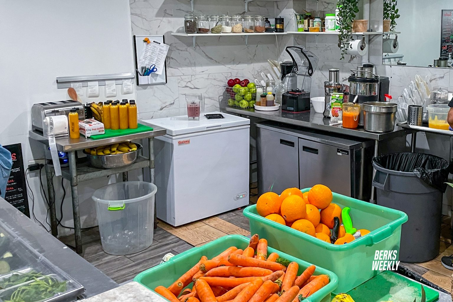 Multiple gallons of iced tea held ambient temperatures: Restaurant ...